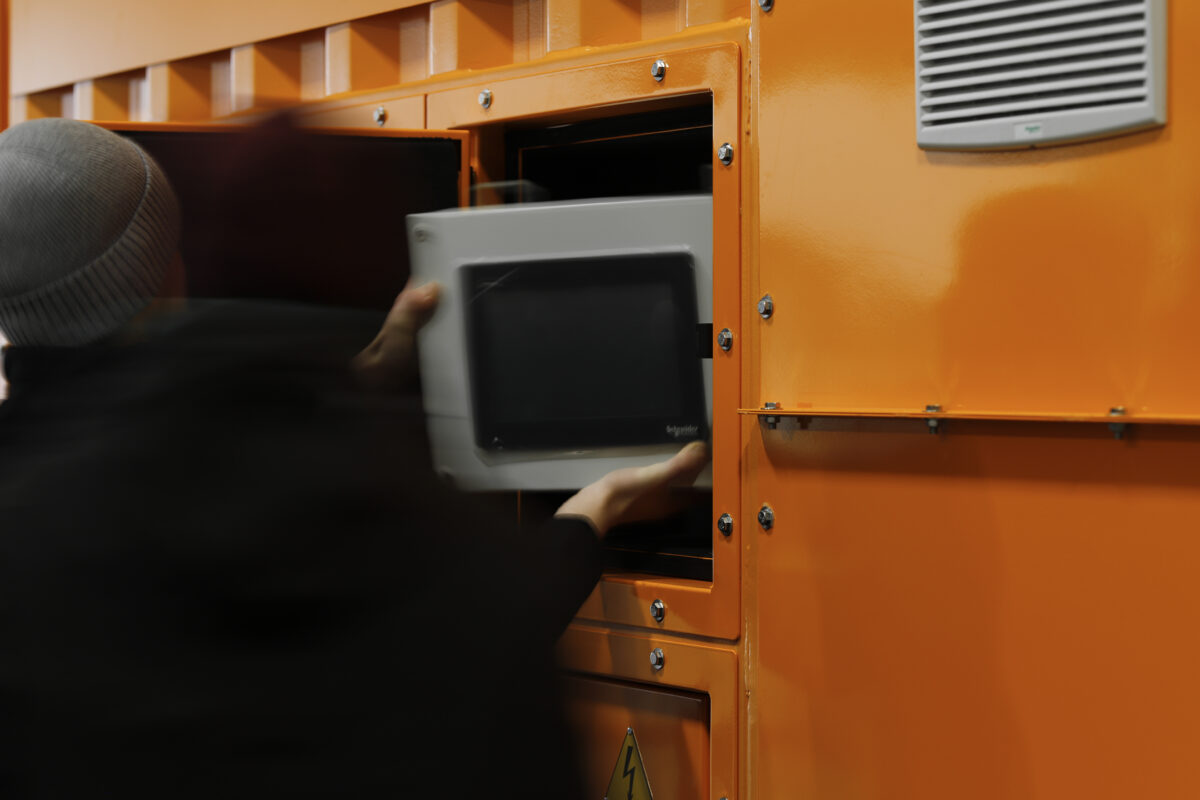 Rentaload - 3.5 MW/MVA load bank for UPS and GenSet test